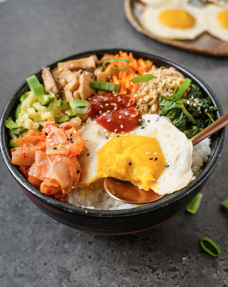 Vegan Korean Bibimbap (Mixed Rice Bowl) with Gochujang Sauce - The ...