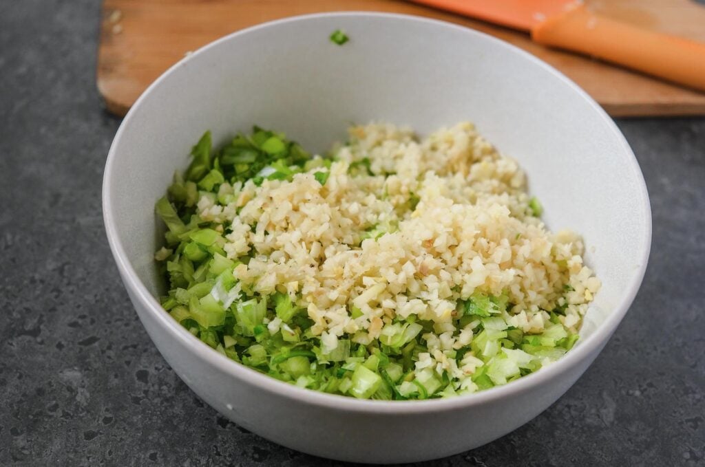 Easy Homemade Ginger Scallion Sauce (姜葱酱) - The Foodie Takes Flight