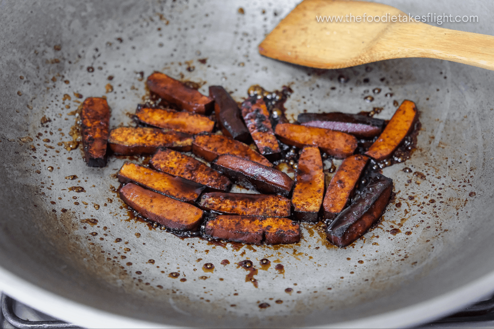 Hong Kong-Style Vegan Clay Pot Rice - The Foodie Takes Flight