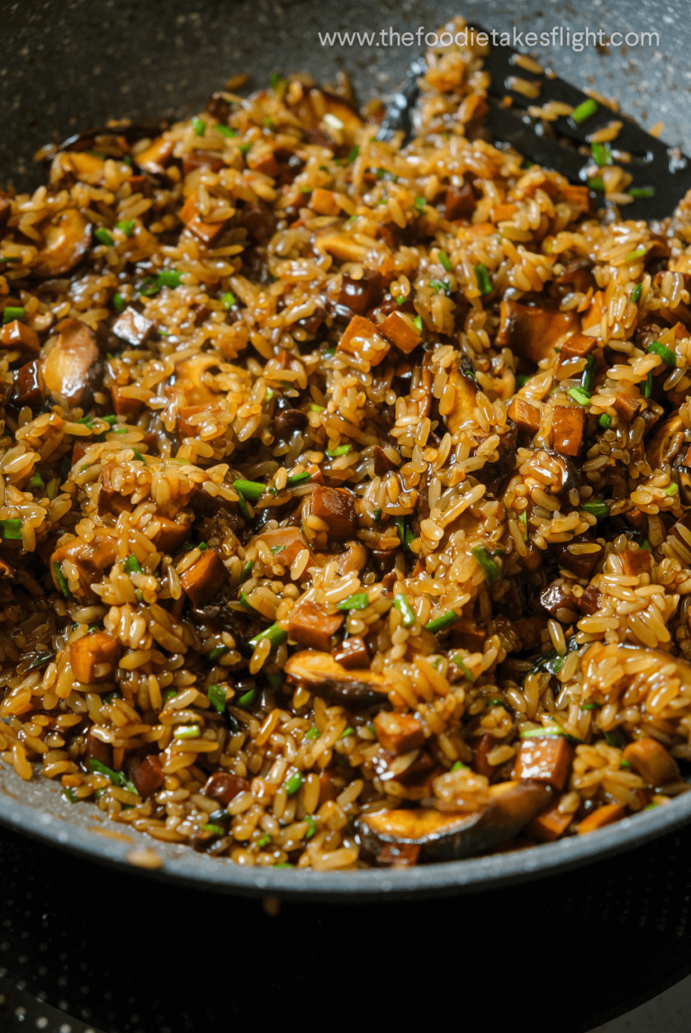 Chinese Savoury Sticky Rice - The Foodie Takes Flight
