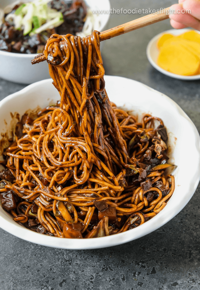 Vegan Jjajangmyeon (Noodles in Black Bean Sauce) - The Foodie Takes Flight