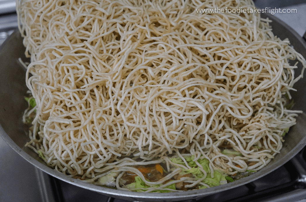 Vegan Pancit Canton (Filipino Stir-Fried Noodles) - The Foodie Takes Flight