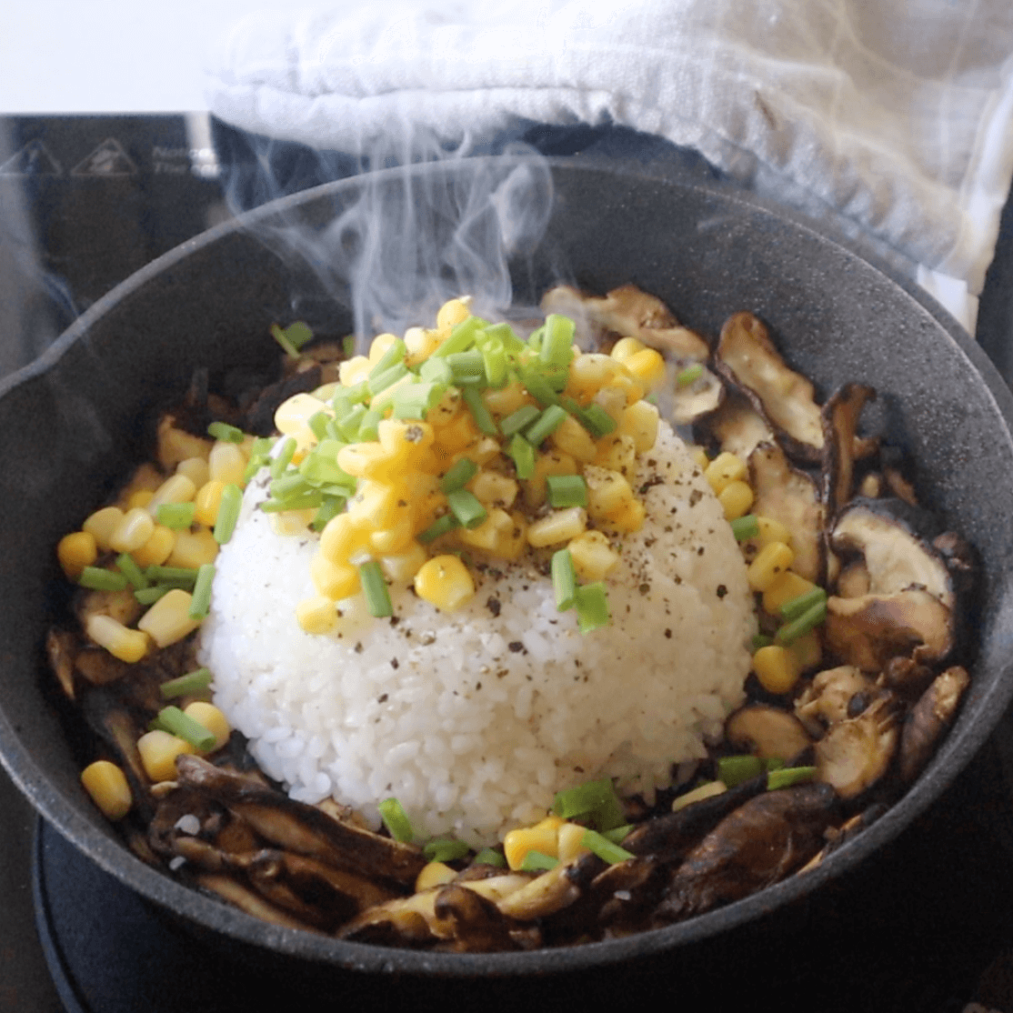 Sizzling Mushroom Pepper Rice - The Foodie Takes Flight