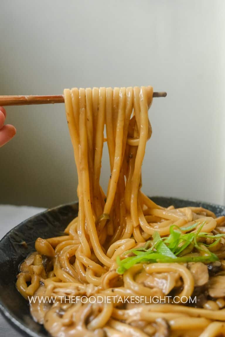 Creamy Mushroom Udon (Vegan) - The Foodie Takes Flight