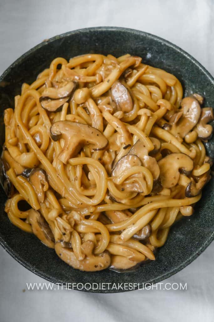 Creamy Mushroom Udon (Vegan) - The Foodie Takes Flight