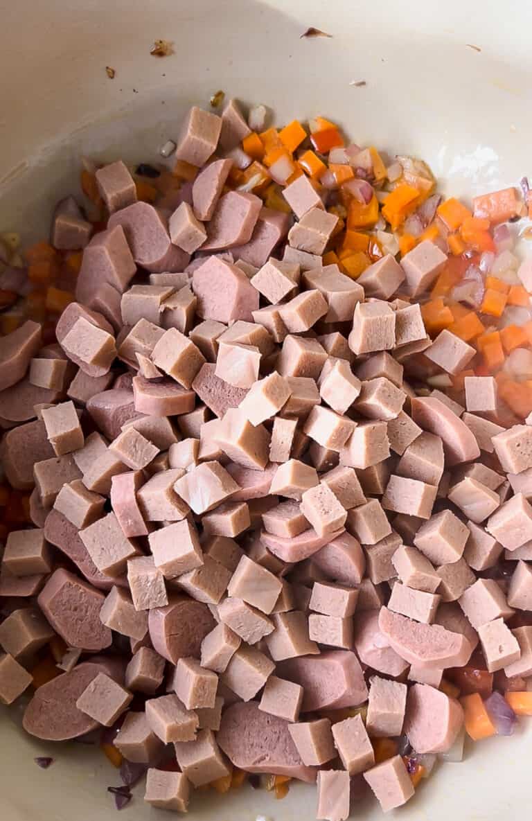 Sopas (Vegan Filipino Macaroni Soup) - The Foodie Takes Flight