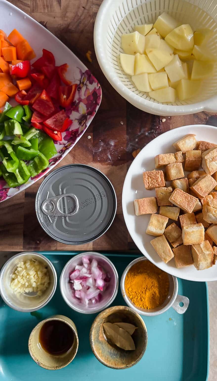 Filipino Tofu Curry - The Foodie Takes Flight