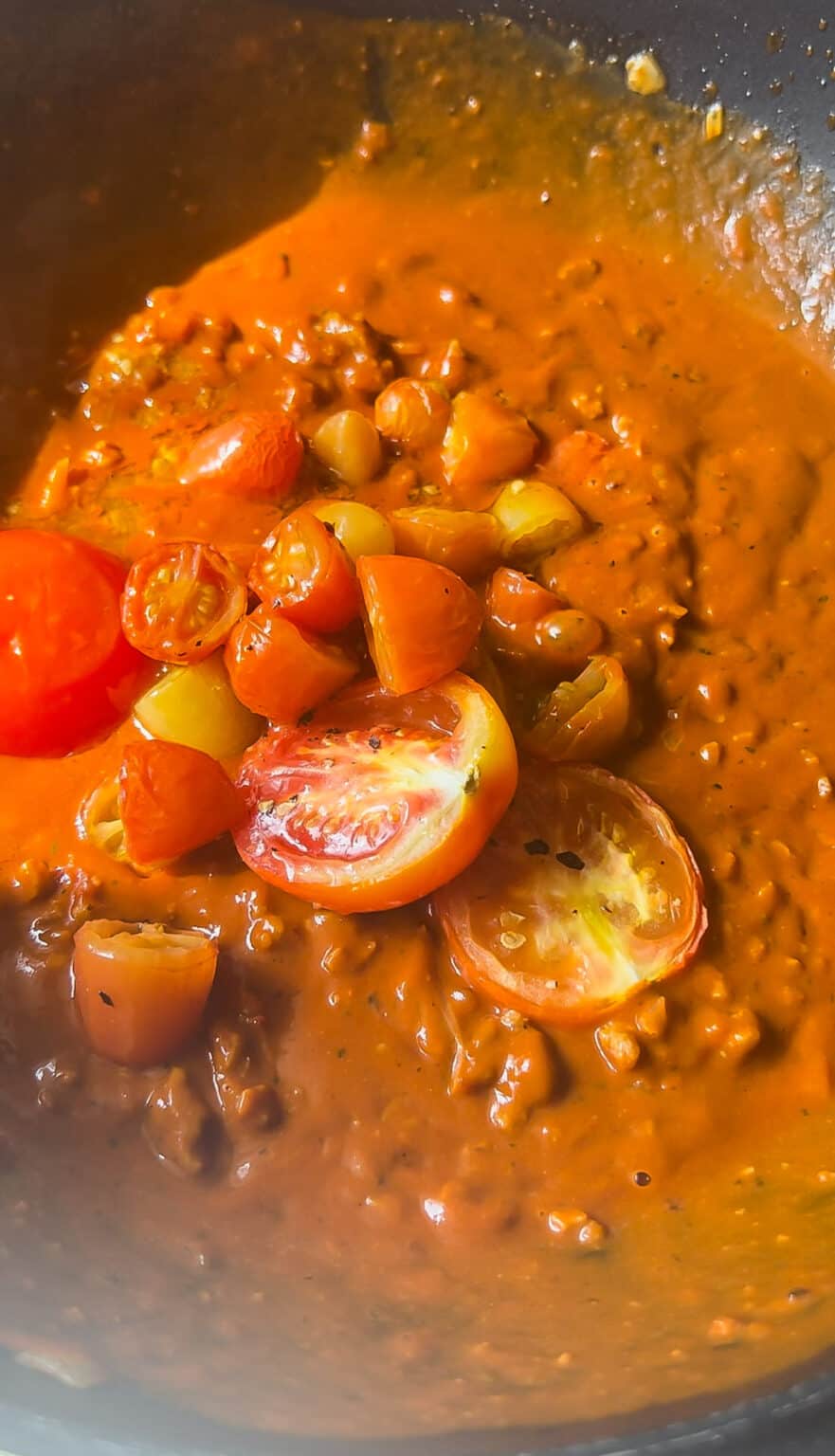 Tomato Gochujang Pasta (Vegan) - The Foodie Takes Flight