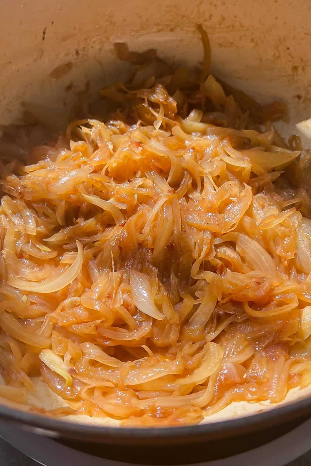 Caramelised Onion Pasta - The Foodie Takes Flight