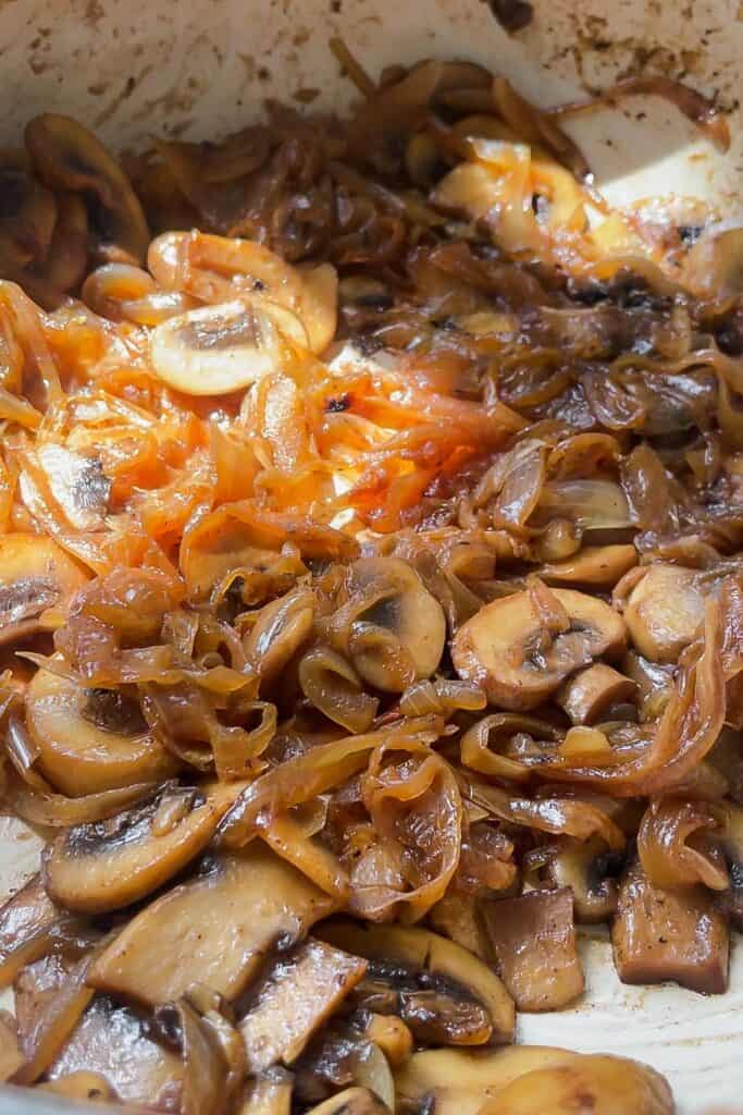 Caramelised Onion Pasta - The Foodie Takes Flight