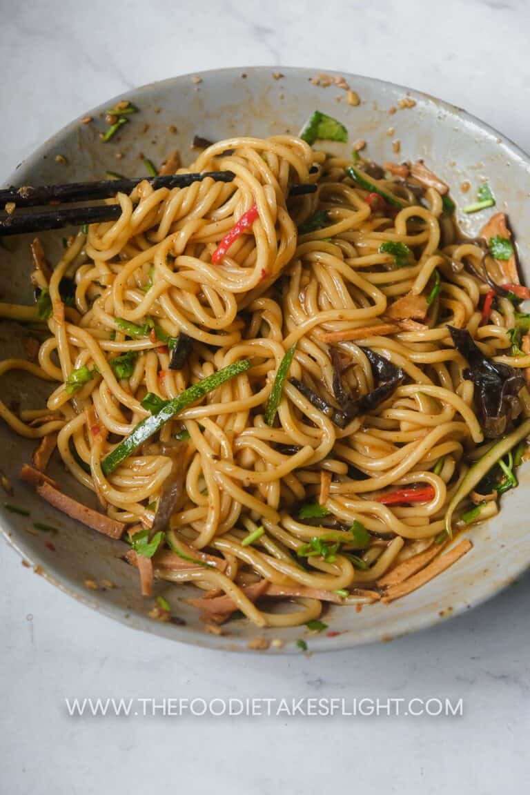 Chinese Sichuan Cold Noodles - The Foodie Takes Flight