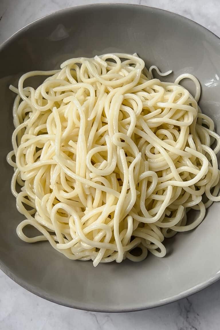 Chinese Sichuan Cold Noodles - The Foodie Takes Flight