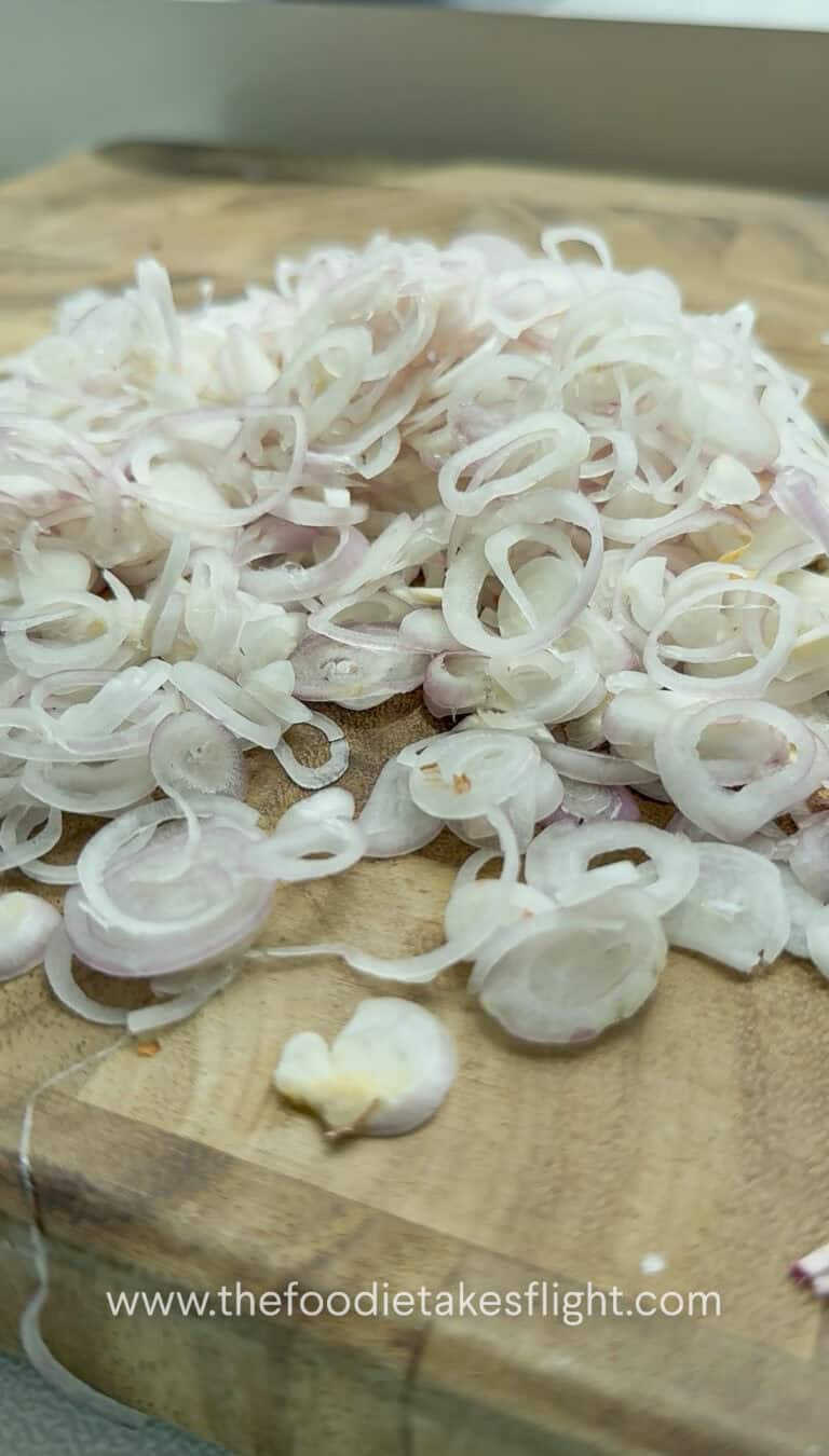 How to Make Crispy Fried Shallots - The Foodie Takes Flight
